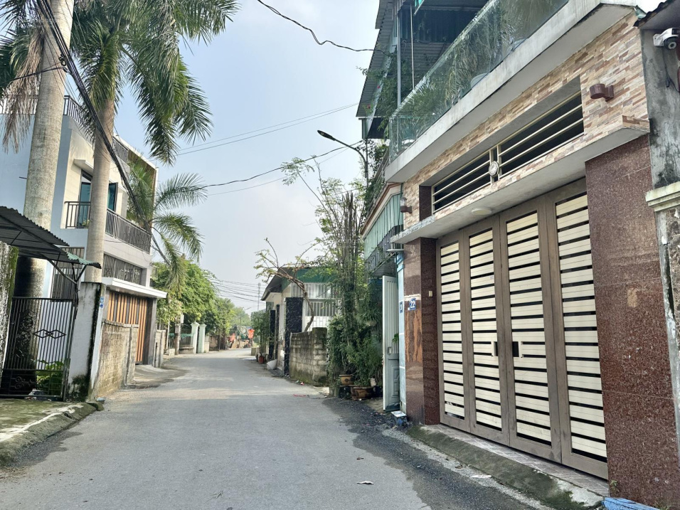 Đất xóm 13 Nghi Phú nằm sau Golden City, đường 6m, cách Trương Văn Lĩnh 130m, sát Hồ Tông Thốc