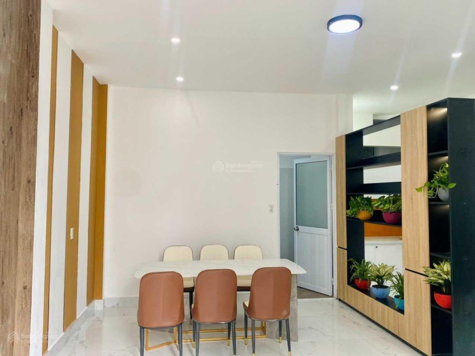 Nhà 2 tầng kiệt Phan Chu Trinh ngay TTTP Huế giá 1,99 tỷ (TL)