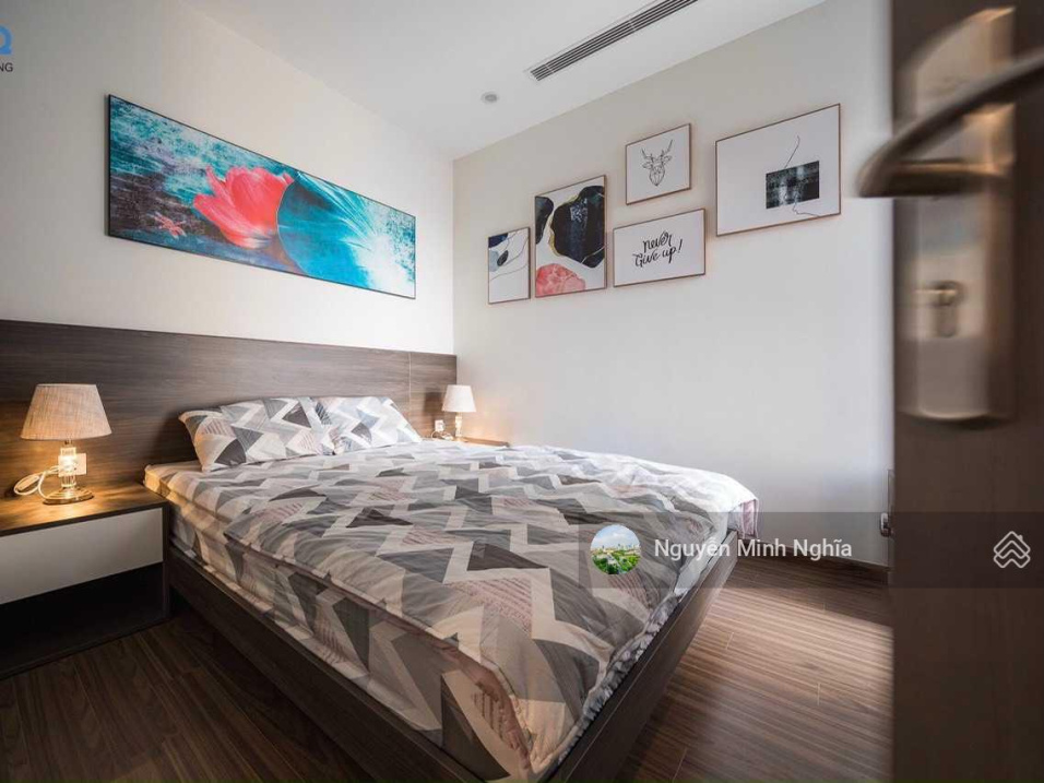 Cần bán CHCC Oriental Westlake, 174 Lạc Long Quân, Tây Hồ, 91m2, 2P, full đồ, căn góc, BC Đông Nam