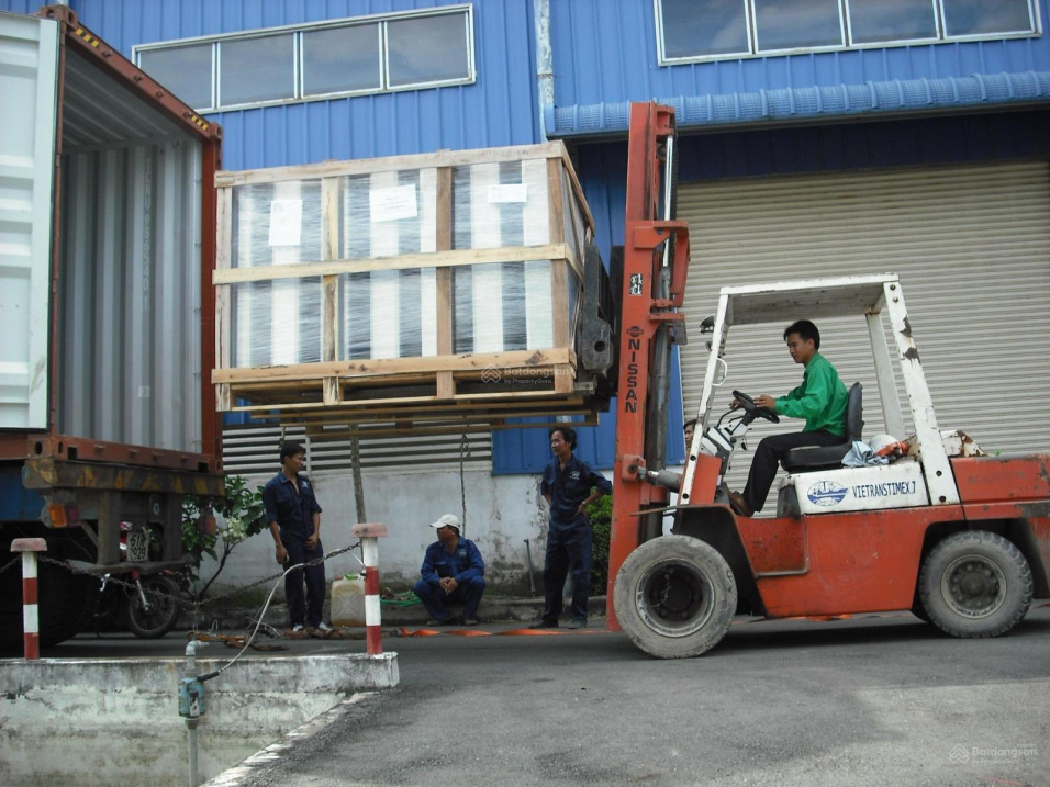 Cho thuê kho mặt tiền Phạm Hùng (C3/6 Phạm Hùng). DT: 70m2