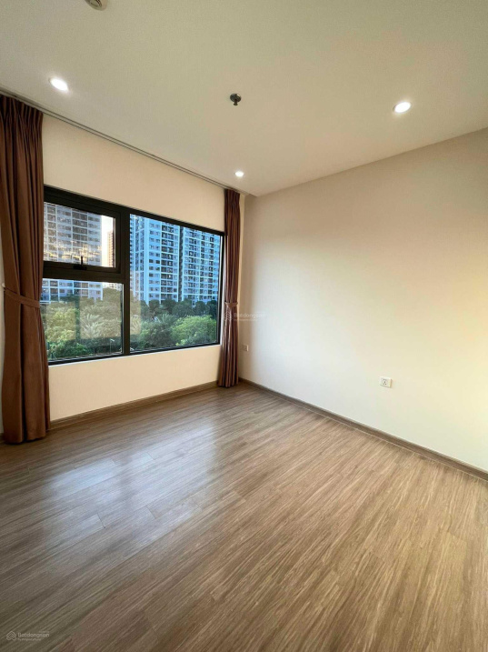 Bán căn 2PN + bếp rèm S3.05 chưa nộp sổ view Đông Nam giá 2.4 tỷ 69.5m2 ...