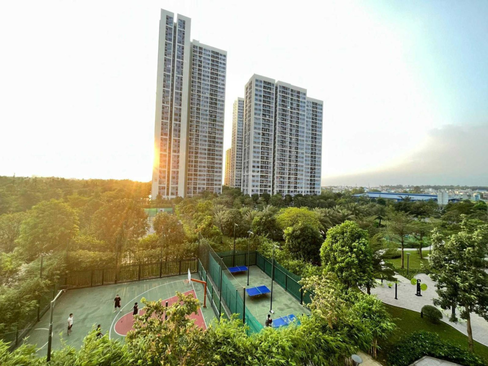 Bán căn 2PN + bếp rèm S3.05 chưa nộp sổ view Đông Nam giá 2.4 tỷ 69.5m2 ...