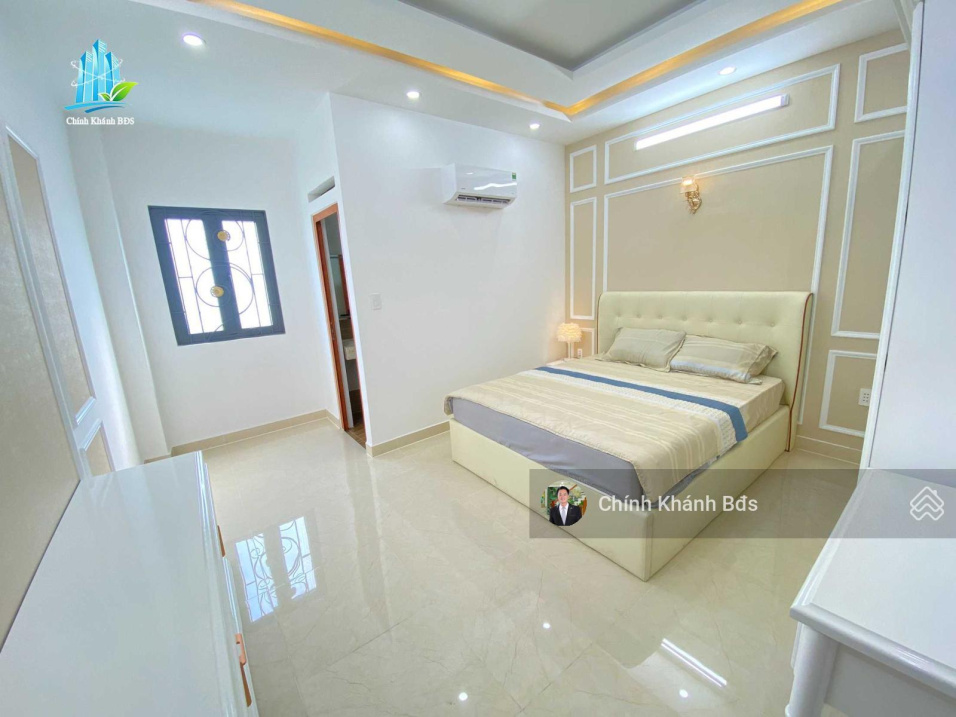 Bán nhà 5 tấm 4,5x15m nội thất cao cấp hẻm nhựa 8m đường Lê Văn Quới, cách ngã 4 Bốn Xã 100m