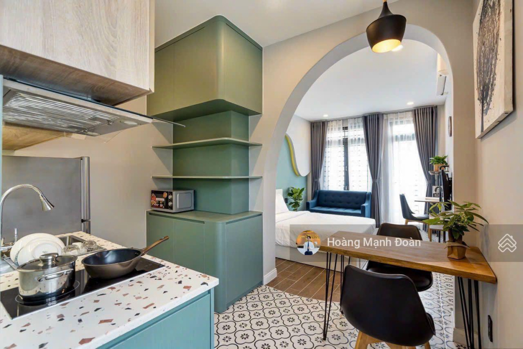 Thuê ngay Studio 40m2, tone màu hiện đại - mới 100% ngay ngã tư Điện ...