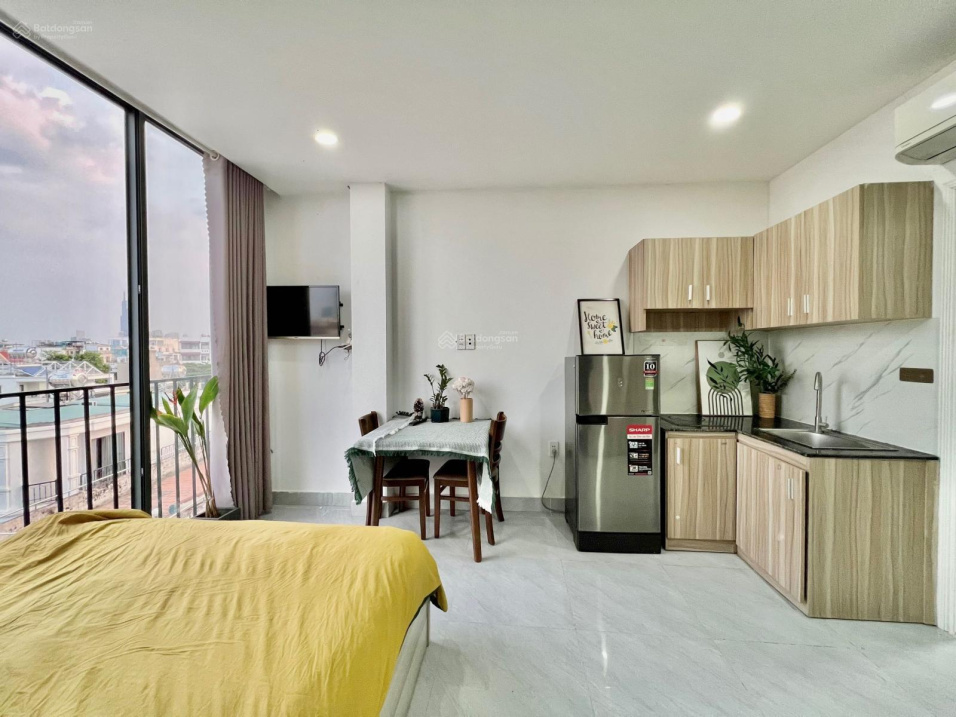 Căn hộ Studio balcony 40m2 full nội thất mới, thang máy, vân tay. Phan Văn Trị, chợ Bà Chiểu