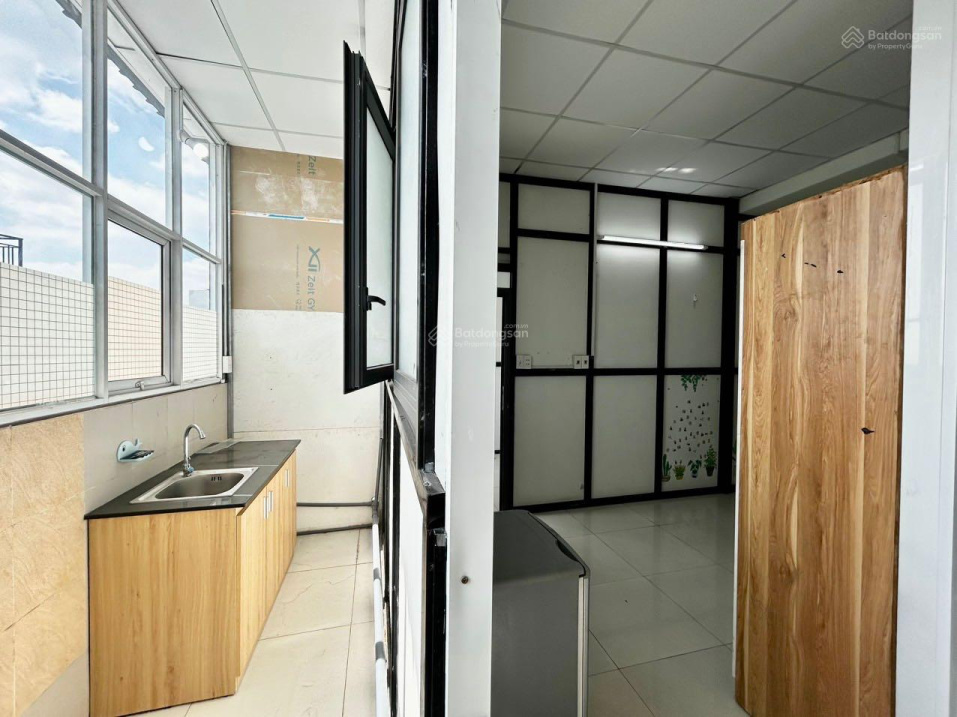 Chính chủ trống lại 1p 25m2 nội thất có sẵn, gần BV Lê Văn Thịnh thuận ...