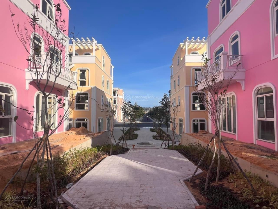 Cần sang nhượng lại căn nhà phố biển vị trí cực đẹp giá tốt tại KN ...