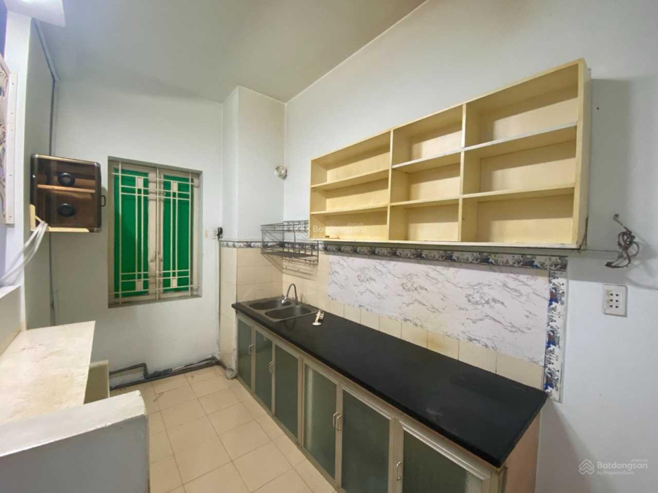 Chính chủ bán căn tầng 5 lô A3 chung cư An Sương, dt sử dụng 70m2, nhà thực tế như hình