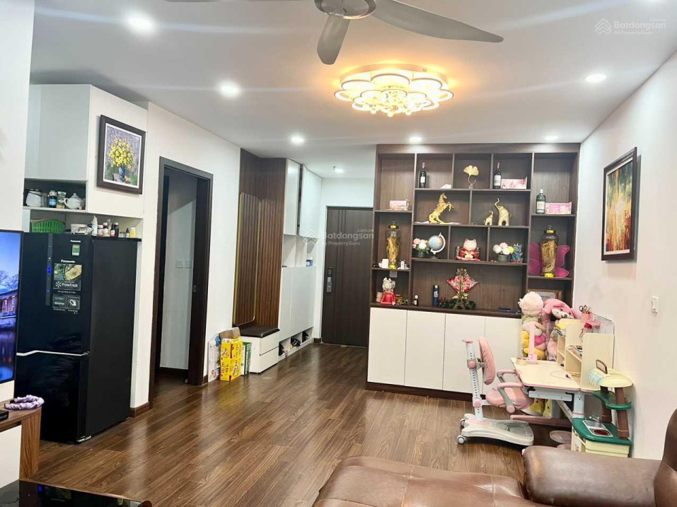 Bán căn 75m2 2PN2VS Housinco Premium Nguyễn Xiển giá 3 tỷ