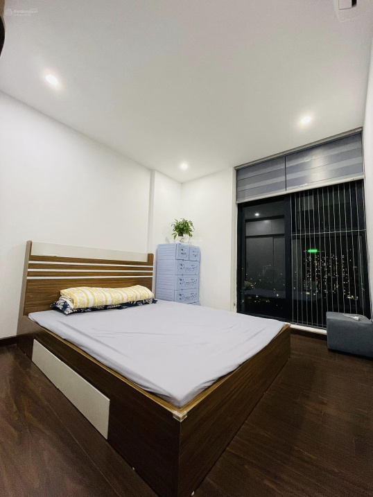 Gấp bán căn 3 ngủ 75m2 N4 Lê Văn Lương(ngã tư Hoàng Đạo Thúy-Lê Văn Lương)full nội thất, giá 3 tỷ 4