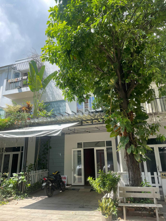 Bán nhà 1 trệt 2 lầu khu Compound Mega Ruby Residence Khang Điền, chỉ ...