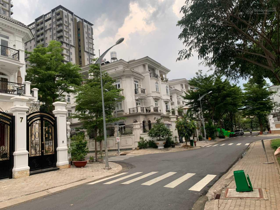 Cần bán nhanh căn biệt thự khu compound City Land Quận 7, 10x20m giá ...
