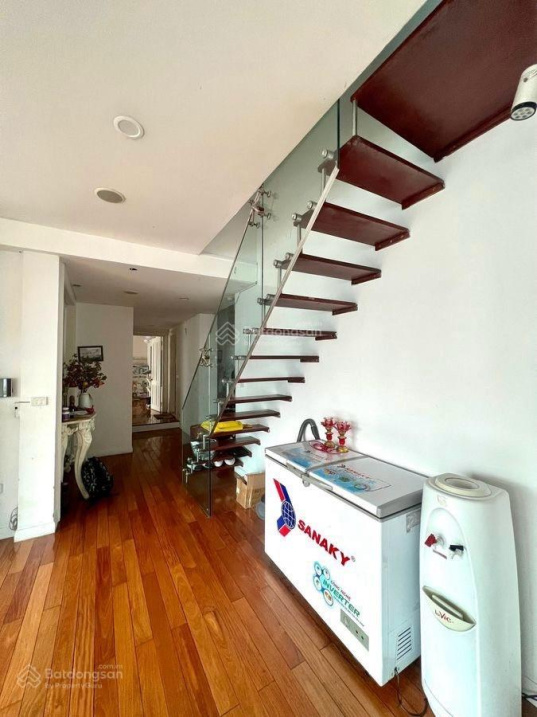 Hiếm! Penthouse Cienco1 diện tích 300m2 thiết kế 5PN 4WC view đẹp giá ...