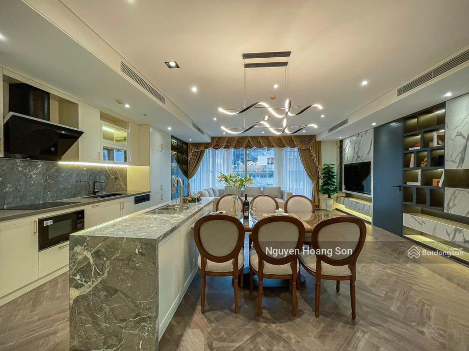 Bán căn 2 ngủ 85m2 tòa Mipec Rubic - Xuân Thuỷ, tầng trung. Giá thỏa ...