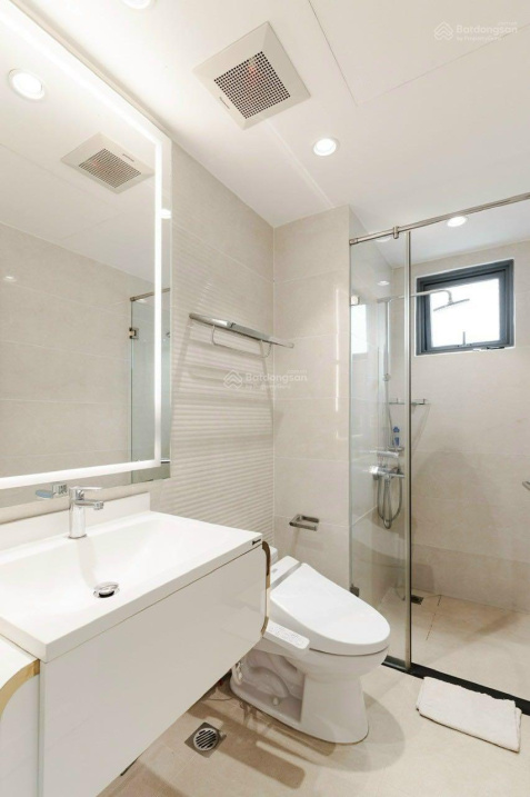 Bán căn hộ The Gold View Q4, 2PN 4 tỷ 6