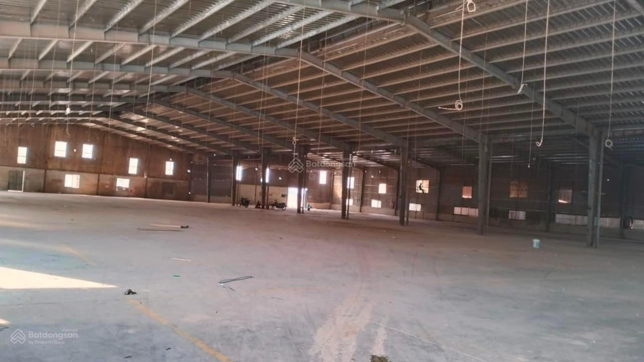 Xưởng 10000m2 văn phòng nhà ở 1000m2 Phú Giáo giá 500 triệu thương lượng pccc vách tường đường cont