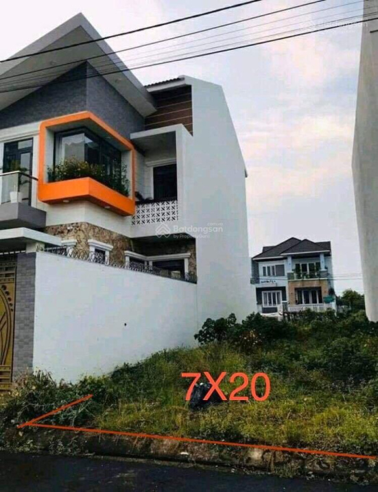 Ra nhanh lô đất ở đường Tứ Kiệt B, thị xã Cai Lậy, Tiền Giang. SHR, DT 140m2