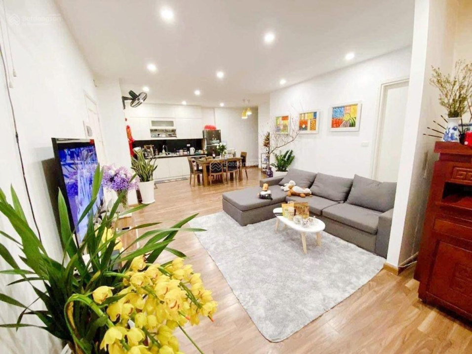 Chính chủ cần bán nhanh căn 2 ngủ, 86m2, giá 4.1 tỷ KĐT mới Nam Trung Yên, full nội thất xịn xò