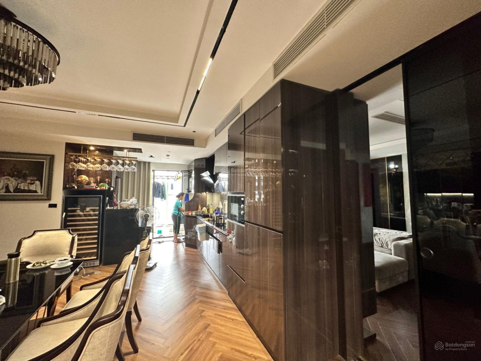 Bán căn đẹp 162m2 3 ngủ dự án N05 tòa 25T1 Trung Hòa Nhân Chính chỉ 56tr/m2