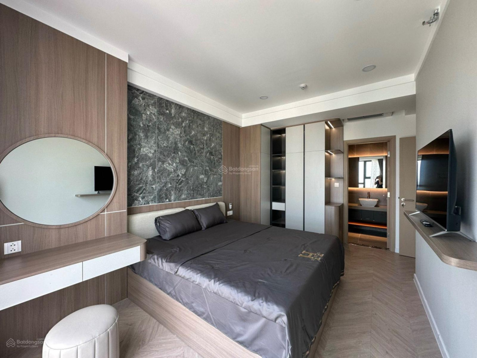 Cần cho thuê căn Hộ Green Valley Phú Mỹ Hưng Q7, Có 2PN 2WC Nhà đẹp 96m2 giá rất tốt 18tr/th có ôxe