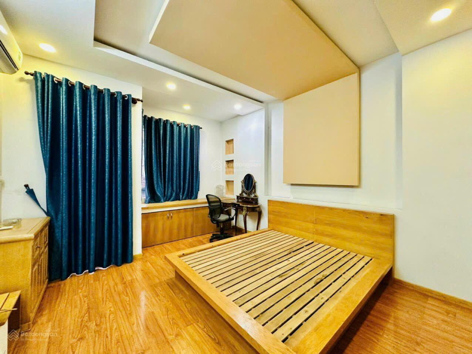 Xã lỗ 4,2m x 15m ko lộ giới 4PN nhà 1/ xe hơi vào nhà giá chỉ 5,9ty Vị ...