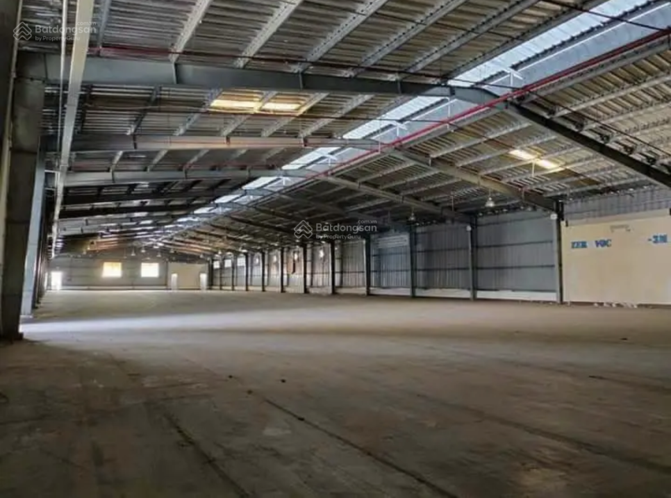 Kho xưởng 2.000m2. PCCC tự động thẩm duyệt. Giá 90k/m2. Có dock cont ...
