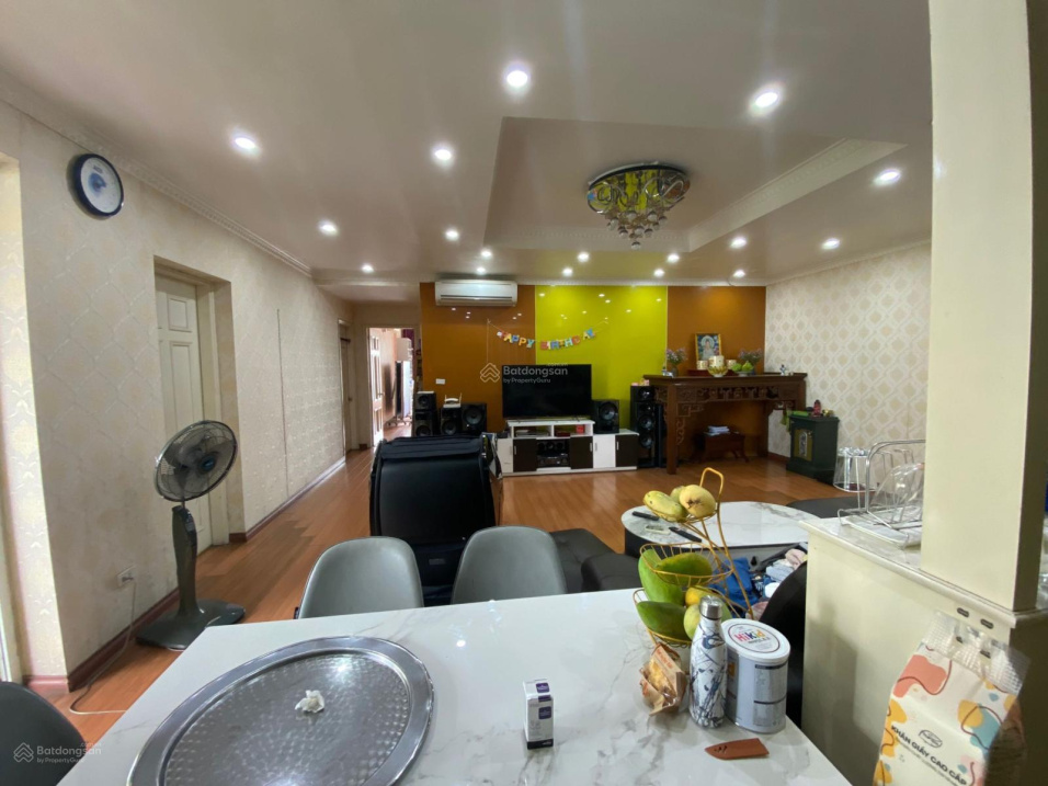 Bán căn hộ chung cư chính chủ, căn góc, tại toà 25T1 phố Hoàng Đạo Thuý