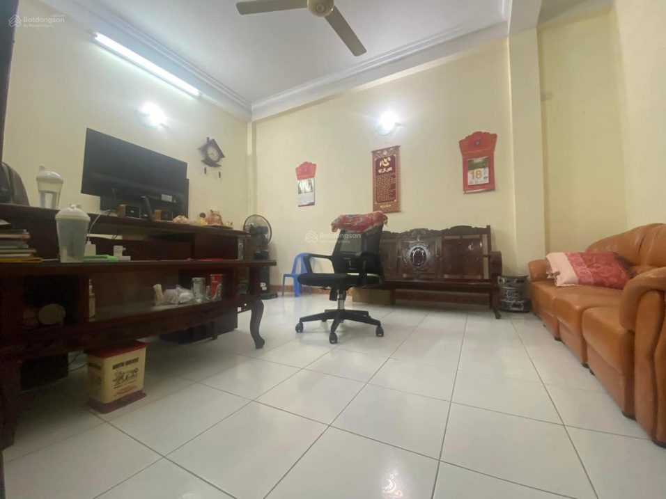 Hiếm, lô góc, phân lô, ô tô tránh vỉa hè phố Nguyễn Chánh 60m2 4 tầng mặt tiền 10m giá 19 tỷ