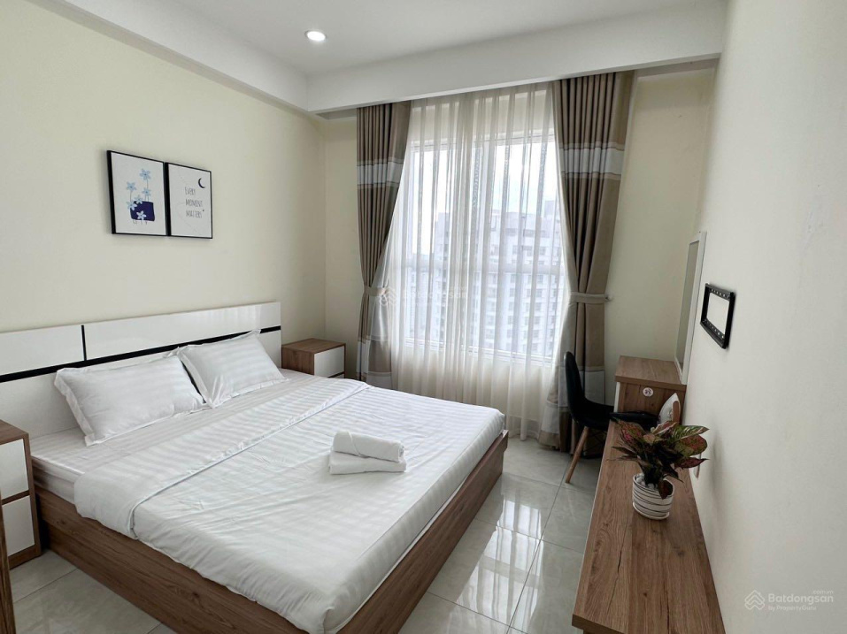 Kẹt tiền bán nhanh CH Saigon South 71m2 2PN 2WC 4,4 tỷ full nội thất LH: 0902 414 *** em Yến