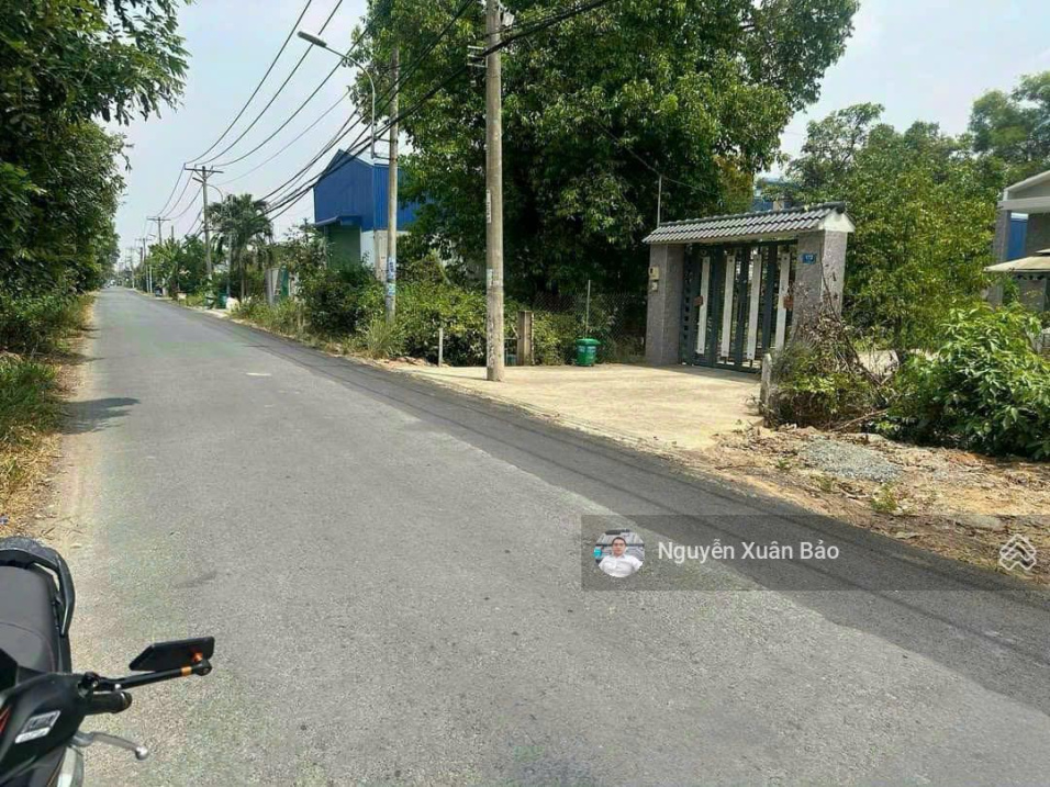 Chủ cần bán gấp 624mv có 323 thổ cư mặt tiền đường Kênh A. Gần Trần Đại ...