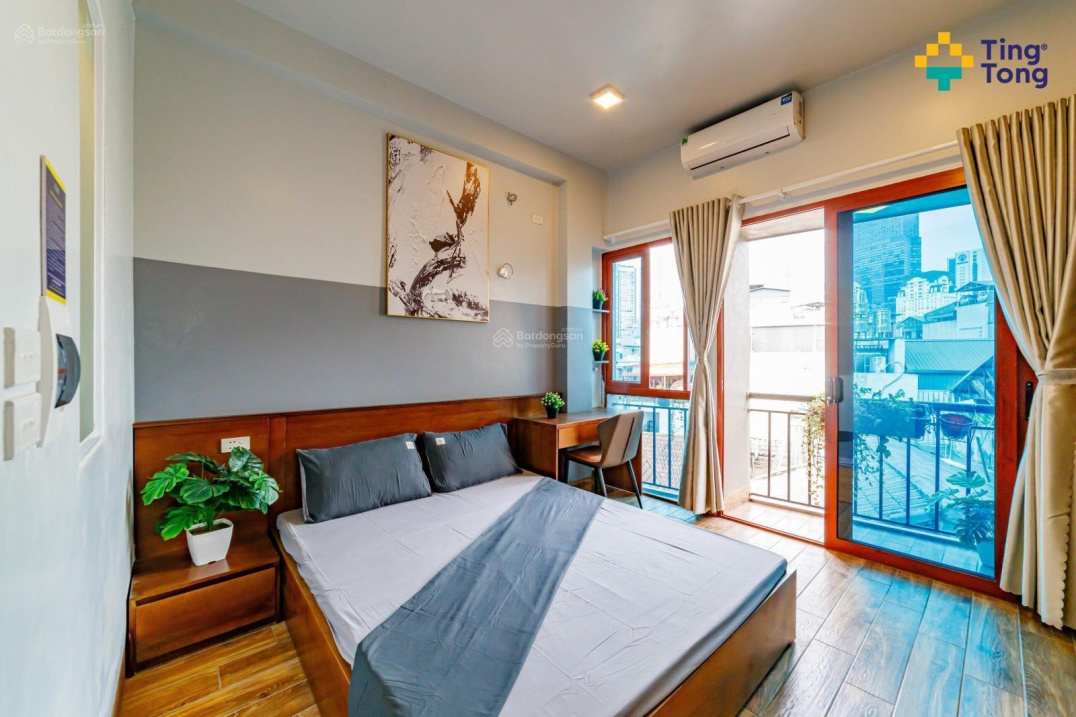 TT83 - phòng ban công full nội thất đầy đủ - sạch sẽ ngay trung tâm Cầu ...