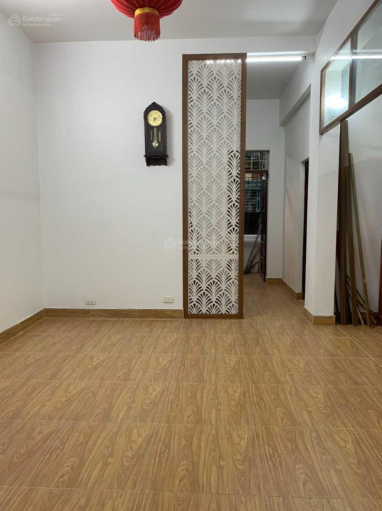 Cho thuê tập thể khu 7.2ha Vĩnh Phúc, Ba Đình, Hà Nội. 70m2; 2 ngủ; 8.5 ...