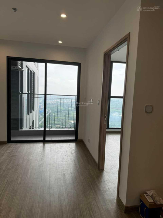 Tôi chính chủ bán căn P3.1516 giá 2ty1x liên hệ SDT: 0932 299