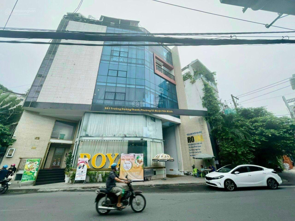 Bán toà nhà building ngay đường A4-Nguyễn Minh Hoàng. DT: 7mx26m - 7 tầng, HĐ thuê 180tr, chỉ 62 tỷ