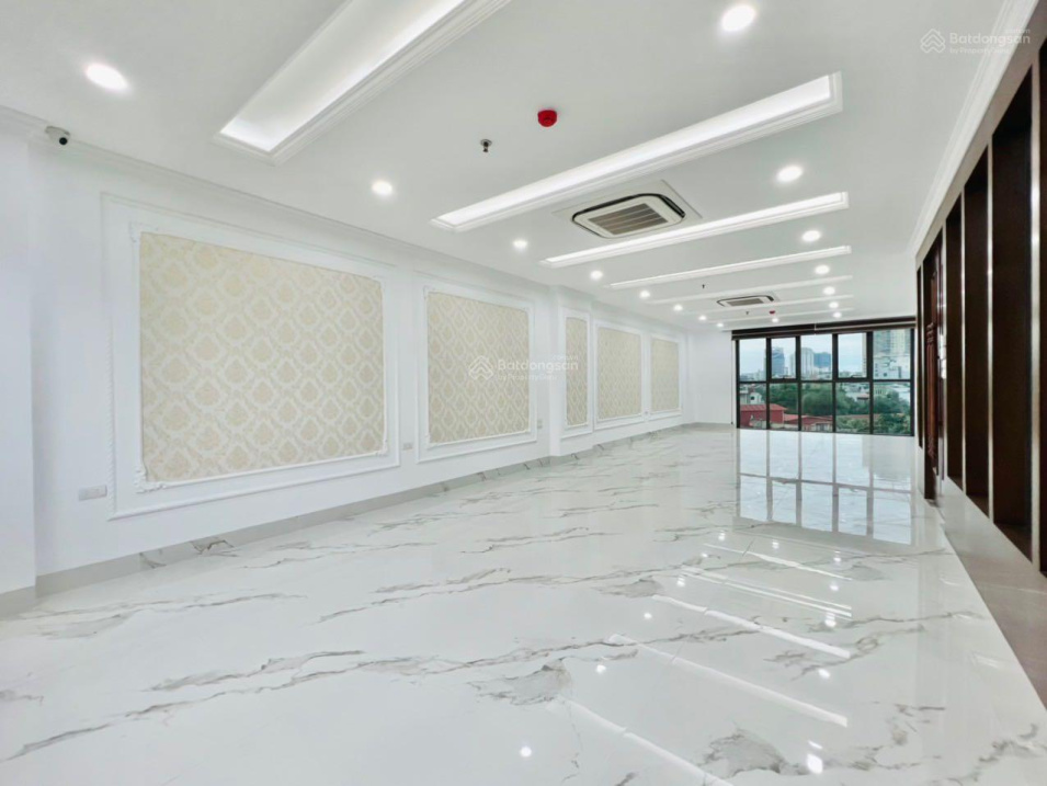 Mặt phố Hoàng Ngân building 92m2 x 9 tầng thang máy, mặt tiền rộng ...