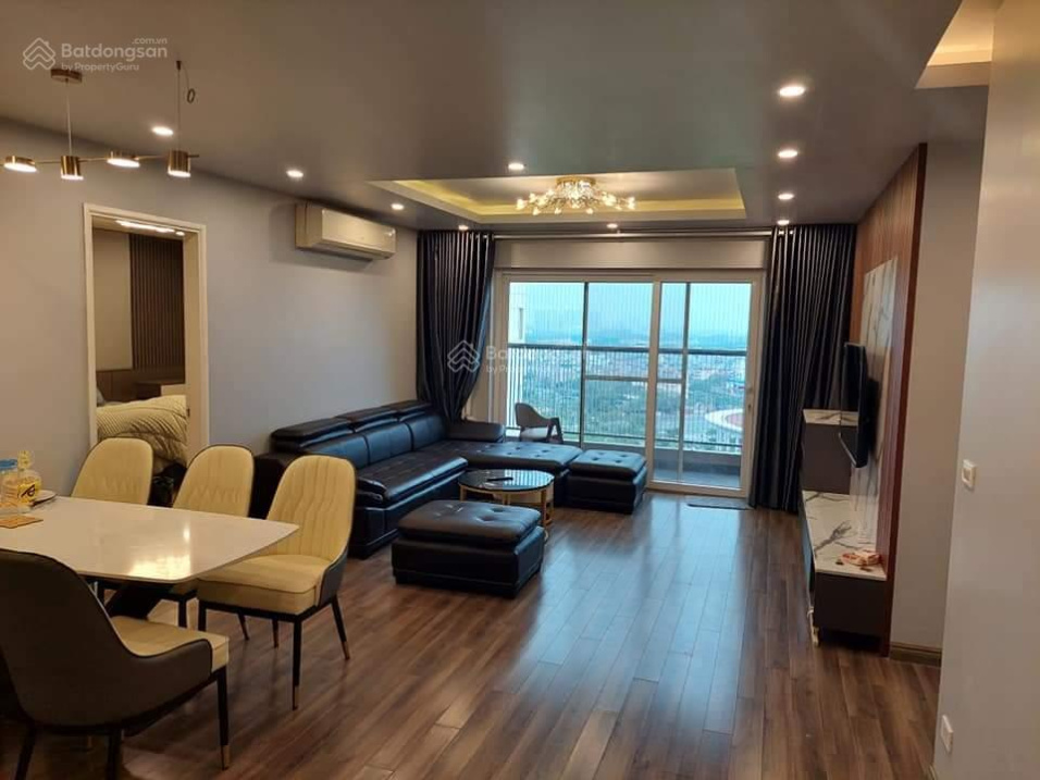 Tôi cần bán gấp căn hộ 70m2 tại FLC Complex, tầng trung, 2N2W, full nội ...