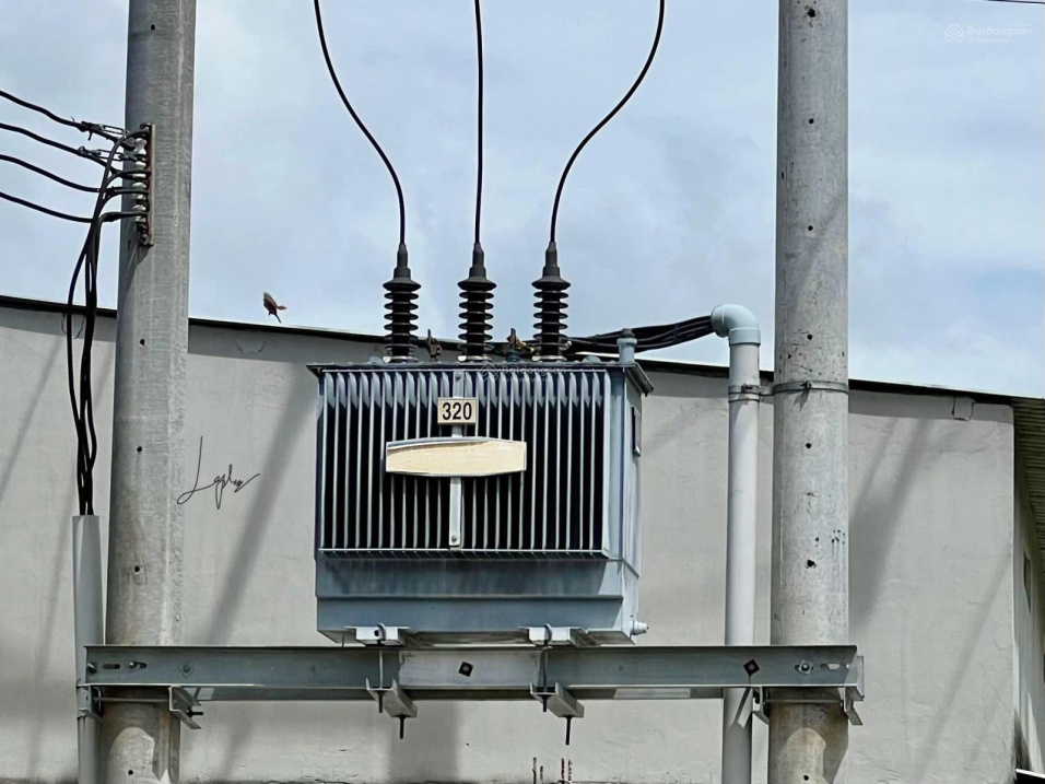 Cần bán xưởng 2.200m2 Đức Hoà Long An, mặt tiền đường xe cont trạm 320kv giá chỉ 14 tỷ