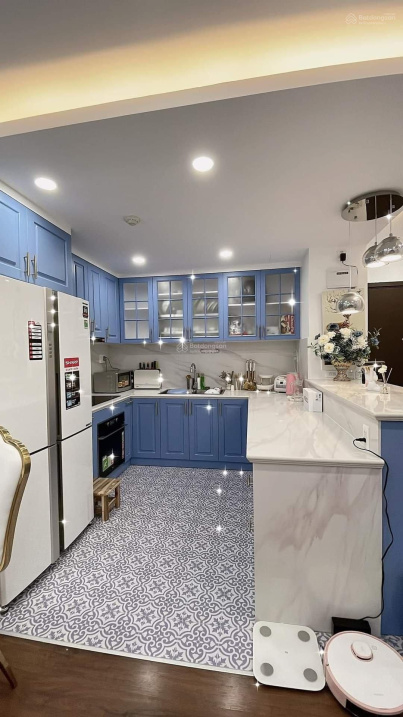 Cho thuê CHCC Gold View Q4, diện tích 81m2, 2 phòng ngủ lớn, giá 15 ...