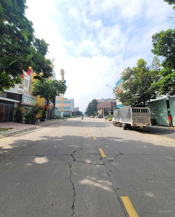 Bán đất 5x20m, Đường N3 KDC Sóng Thần B P. Dĩ An kế Vincom 550, thổ cư ...