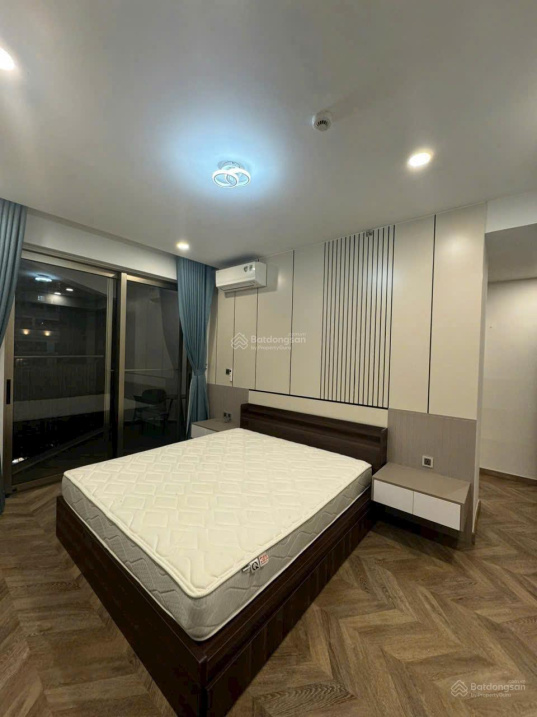 The Peak (M8) Midtown 2PN - Ô xe hầm, nhà trống PMH giá bán nhanh 7.45 tỷ TL xem nhà dễ