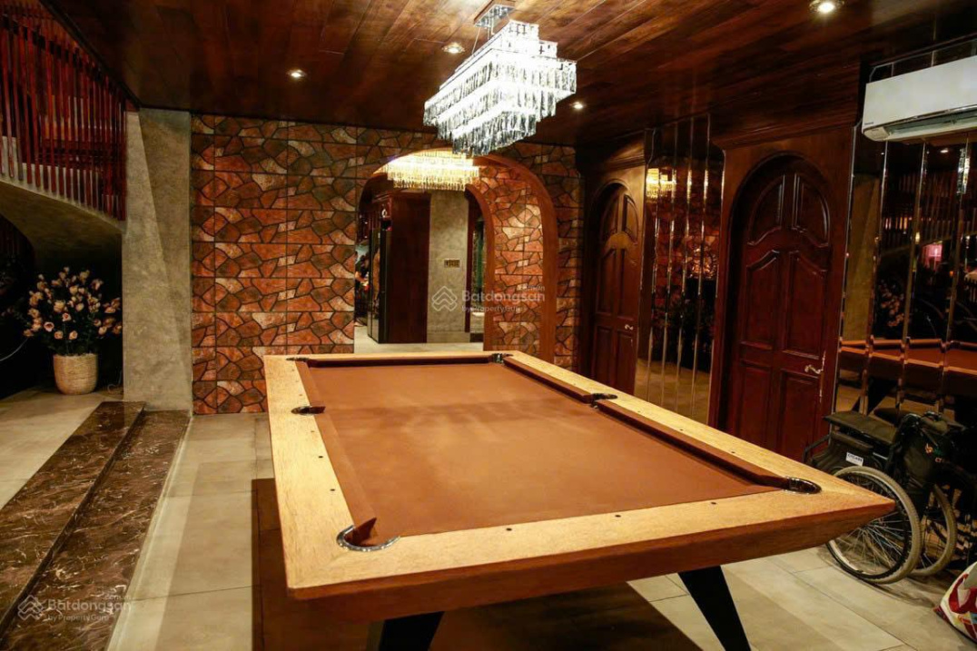 Penthouse chỉ còn căn duy nhất! Tầng 25 view pháo hoa 3 hướng, DT: 650m2, 5PN EverRich Infinity Q5