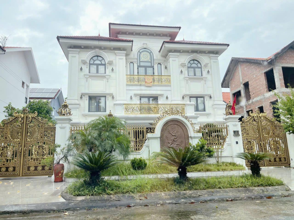 45 tr/m2 BT cực đẹp 350m2, mặt tiền lớn, đường to, sổ đỏ dự án Vinaconex KĐT Quang Minh - ML - HN