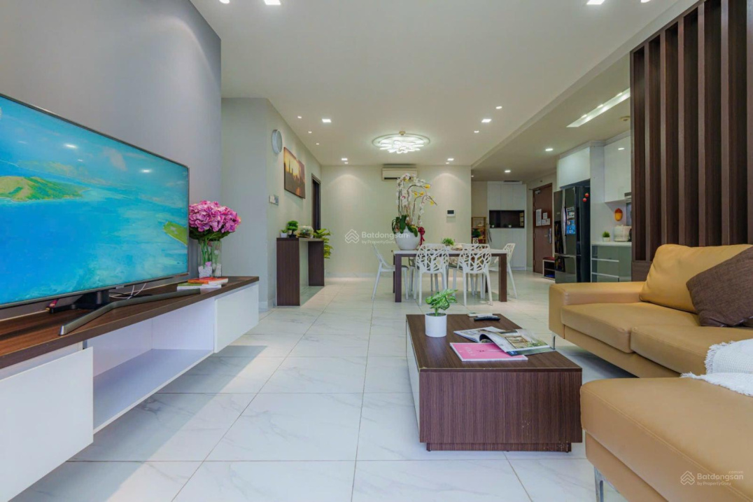 Bán căn hộ Gold View Q4 3PN 2WC. 117m2, 6tỷ900