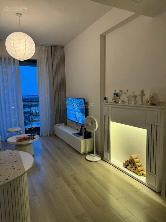 Bán căn 2PN căn góc 74m2 tặng full NT giá chỉ 4tỷ380 Masteri Centre Point, view hồ bơi hướng ĐN