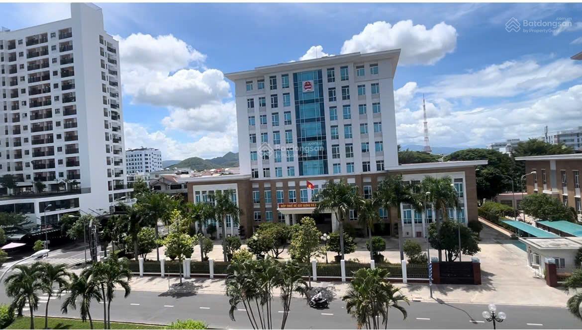 Cần bán căn CT4A Vĩnh Điềm Trung tầng vừa đẹp, dt 61 m full nội thất ...