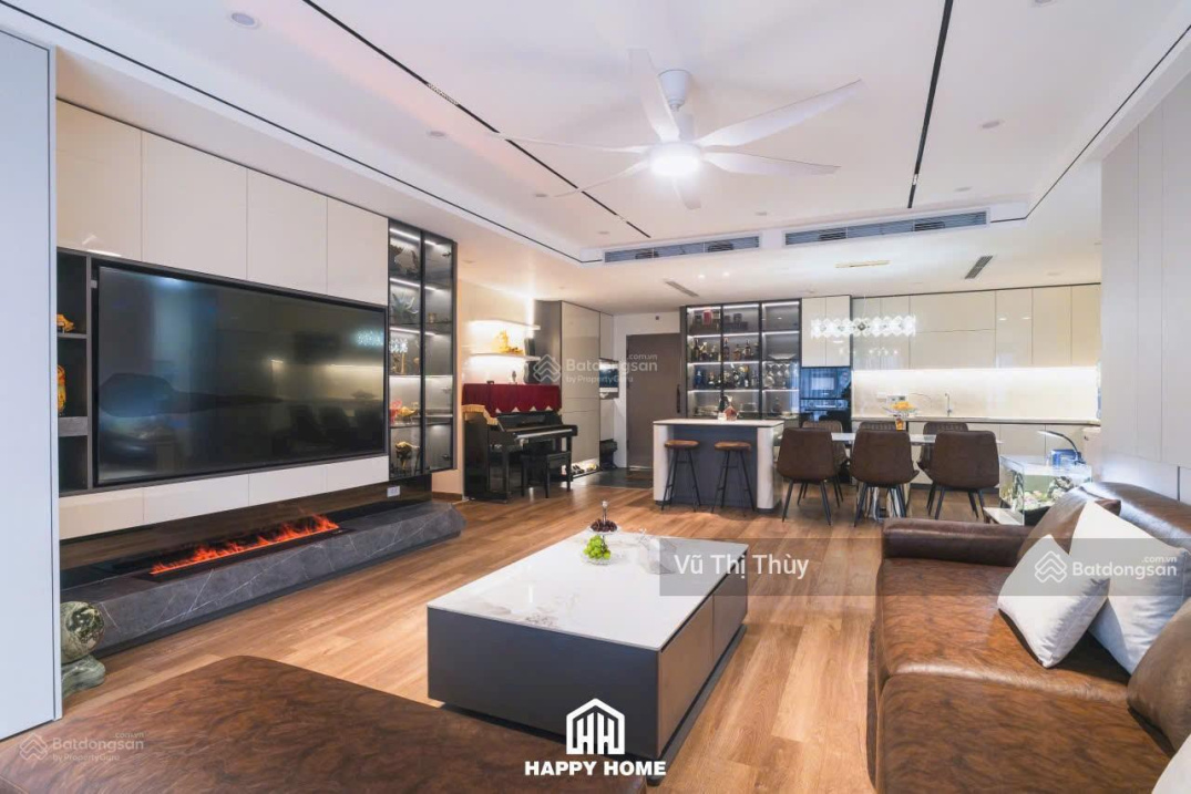 Bán các căn hộ tại BRG : 105m giá 10 tỉ / 120m giá 11 tỉ / 144m bàn giao thô giá 13 tỉ