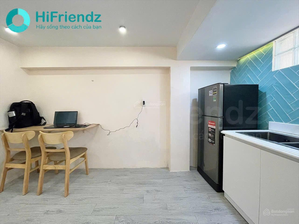 Cho thuê nhà mới hoàn công 1 trệt 2 lầu full NT cửa sổ thoáng ngay ngã tư Hàng Xanh qua quận 1 5p