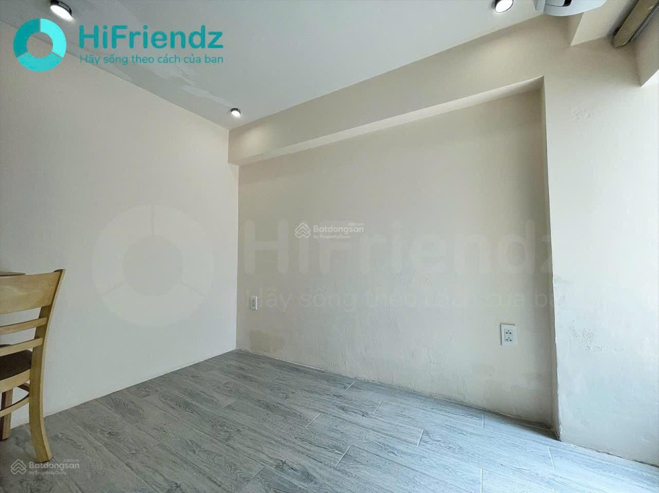 Cho thuê nhà mới hoàn công 1 trệt 2 lầu full NT cửa sổ thoáng ngay ngã tư Hàng Xanh qua quận 1 5p