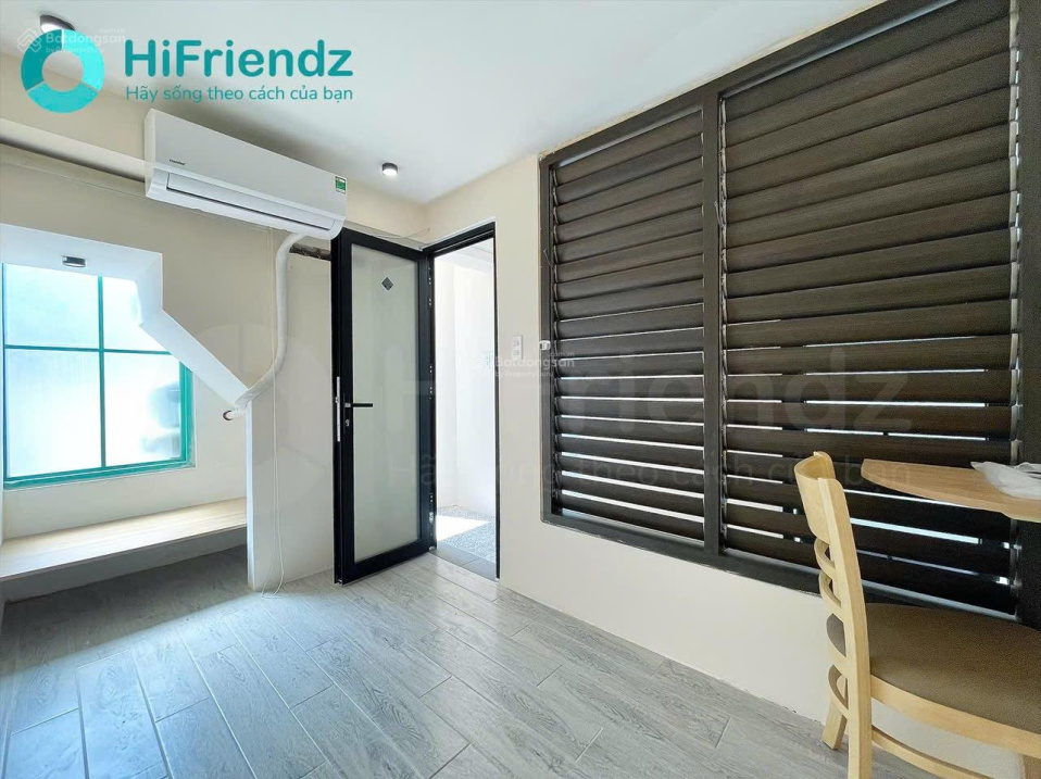 Cho thuê nhà mới hoàn công 1 trệt 2 lầu full NT cửa sổ thoáng ngay ngã tư Hàng Xanh qua quận 1 5p