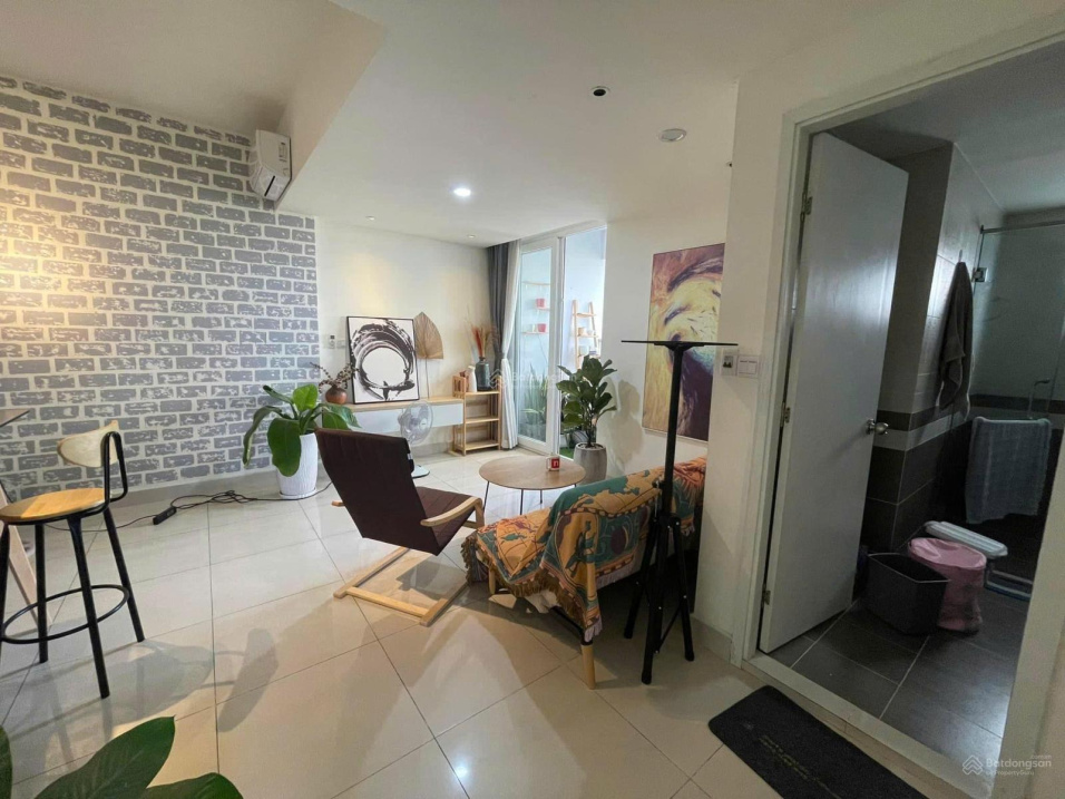 Em bán nhanh căn 74m2 full đồ 2,250 tỷ